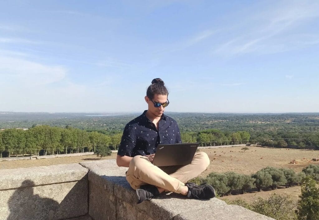 About Sribu - Sribu (ex Sribulancer). Marketplace Jasa Freelancer Indonesia